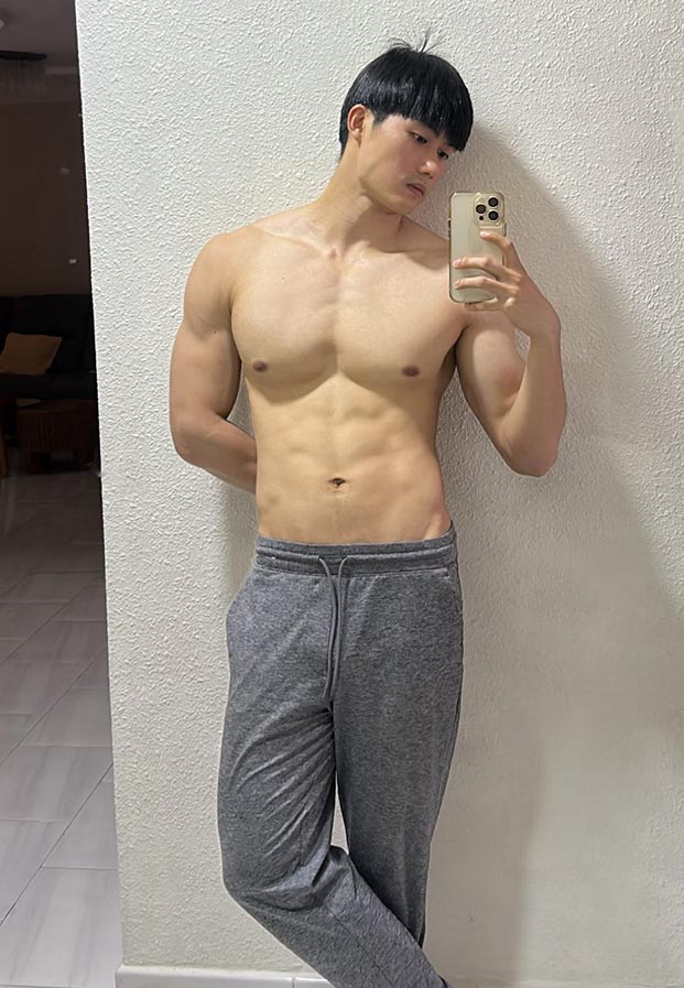 Aiden Jin แจกวาร์ปเซ็กซ์ครีเอเตอร์สุดสยิว หล่อตี๋ พกของใหญ่ลำโต